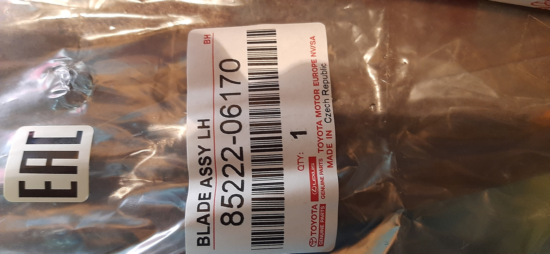 23. Номерки щёток стеклоочистителя перед/зад — Toyota RAV4 (IV), 2,2 л ...