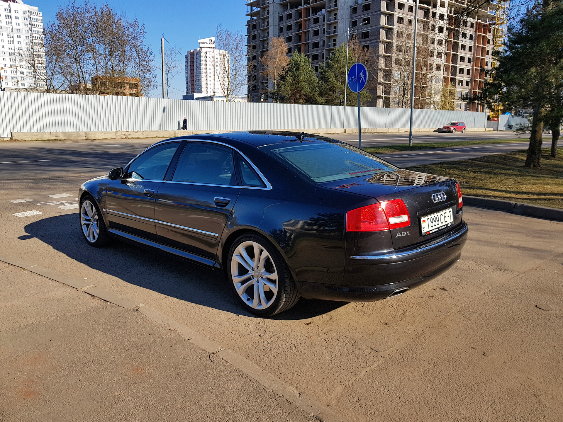 Замена передних тормозных дисков и колодок — Audi A8 (D3), 4,2 л, 2005 ...