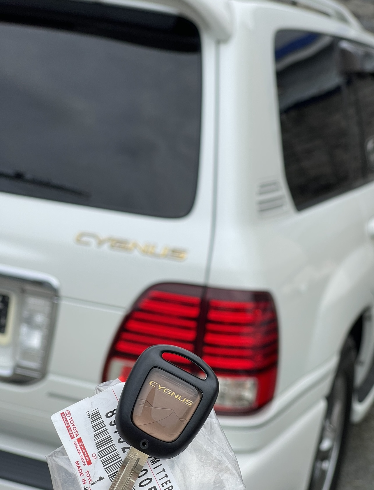 Key cover, CYGNUS — Toyota Land Cruiser 100, 4,7 л, 2005 года ...