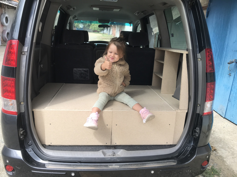 Кемпер из Voxy AZR 60 — Toyota Voxy (1G), 2 л, 2002 года | путешествие | DRIVE2