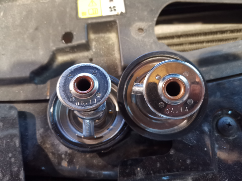 Замена термостата — Jaguar XF (1G), 3 л, 2012 года | визит на сервис ...