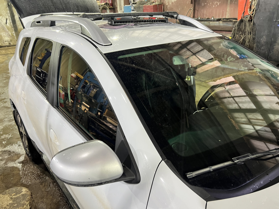 Люстра на крышу — Renault Duster (2G), 2 л, 2021 года | аксессуары | DRIVE2