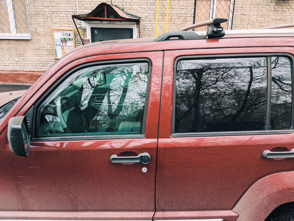 Поставил допов — Jeep Cherokee (KK), 3,7 л, 2008 года | аксессуары | DRIVE2