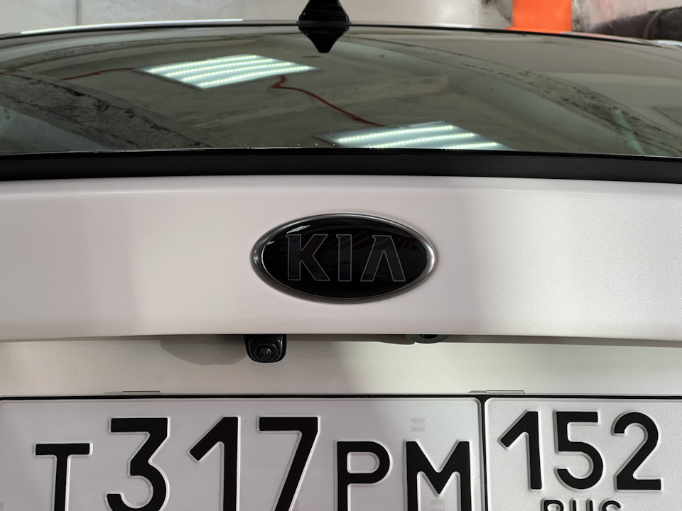 Черные эмблемы KIA — KIA Optima (4G), 2,4 л, 2019 года | стайлинг | DRIVE2