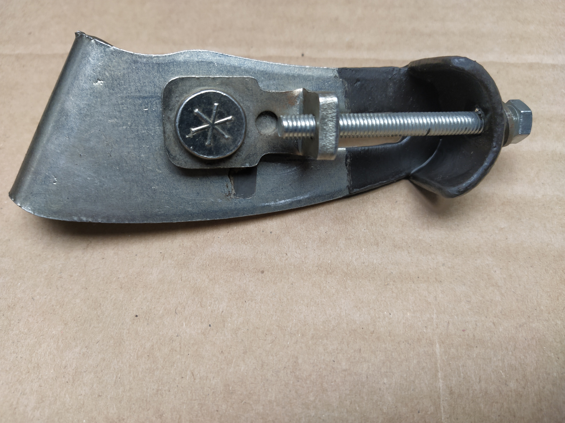 Натяжитель ремня генератора (модернизированный) Нива — Lada 4x4 3D, 1,7 ...