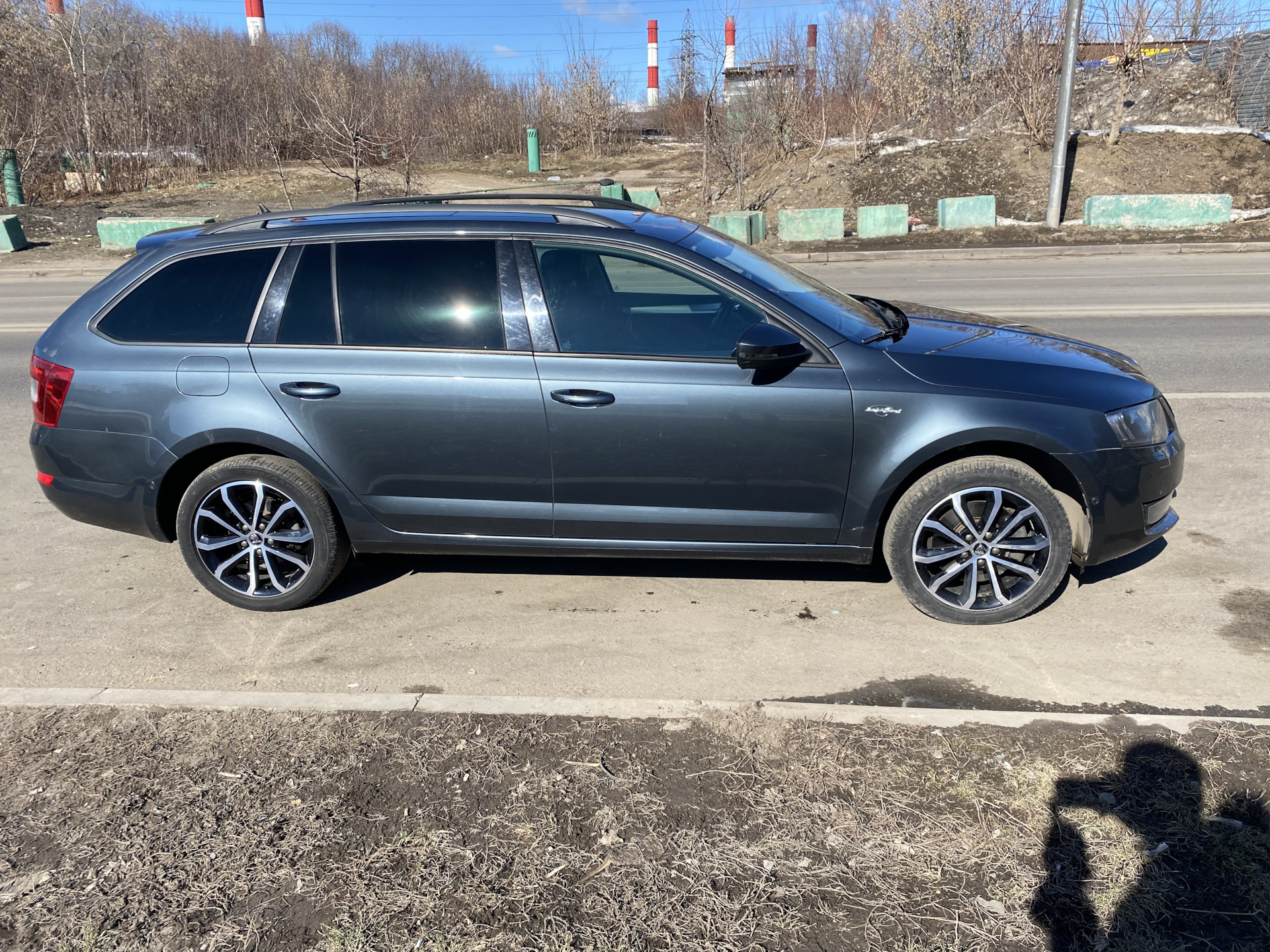 Запись, 17 марта 2022 — Skoda Octavia Combi A7 Mk3, 1,8 л, 2016 года | колёсные диски | DRIVE2