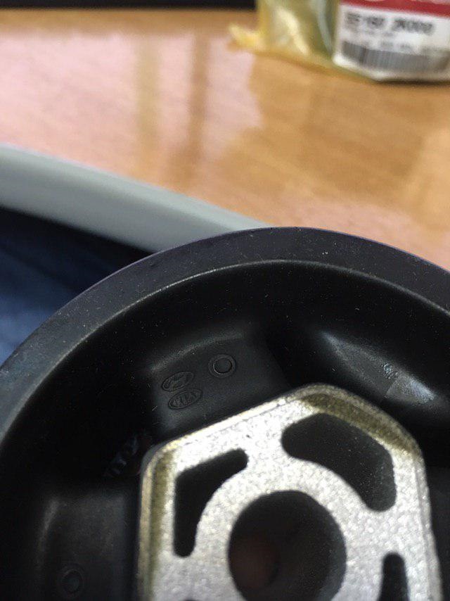 Сайлентблоки Hyundai/Kia 55160-1R000 или Car-dex CB-H605M для балки ...