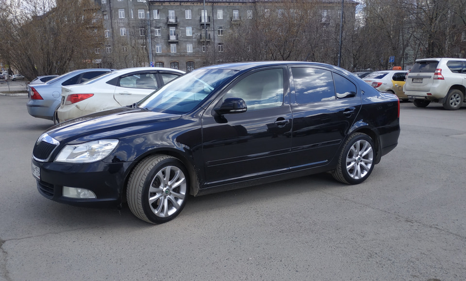 Навел красоту, подкрасил сколы — Skoda Octavia A5 Mk2, 1,8 л, 2009 года ...