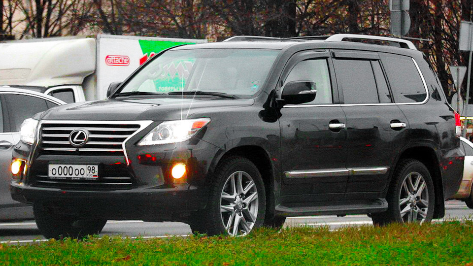 Lexus LX (URJ200/URJ201) 5.7 бензиновый 2012 | MOSCOW на DRIVE2