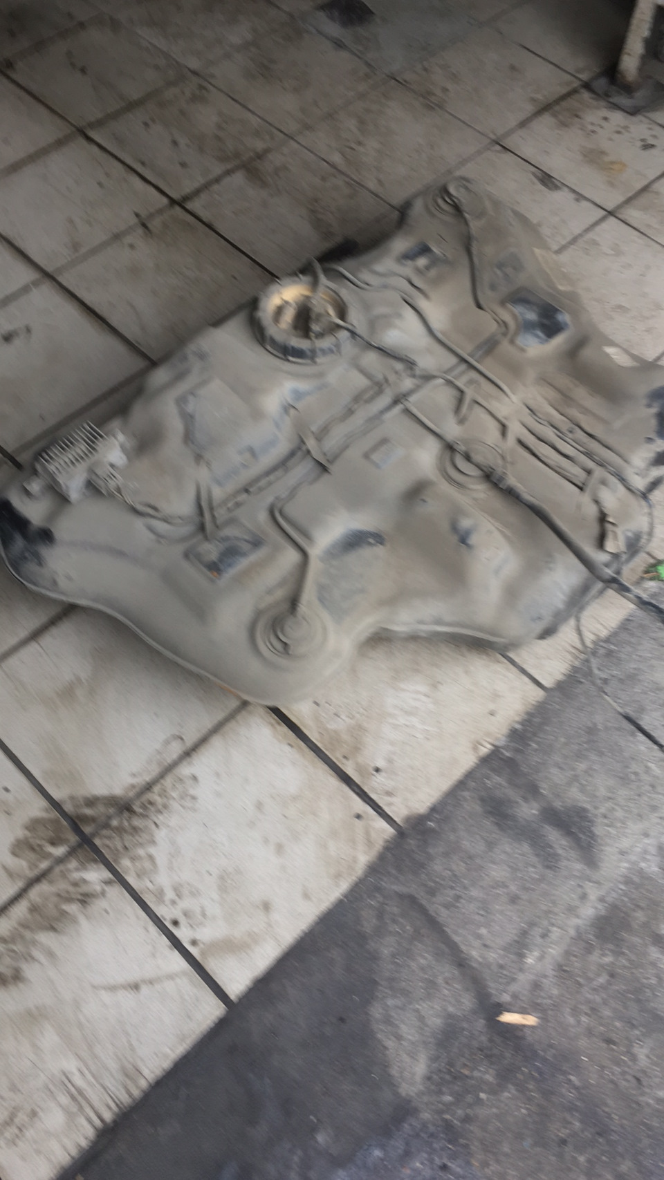 Замена бензонасоса Форд Мондео 4, 2.0 Экобуст — Ford Mondeo IV, 2 л ...