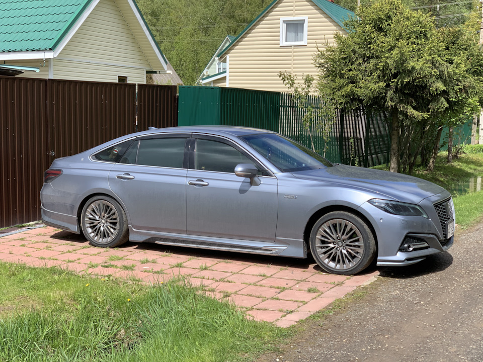 Установка обвесов — Toyota Crown (S220), 3,5 л, 2019 года | стайлинг | DRIVE2