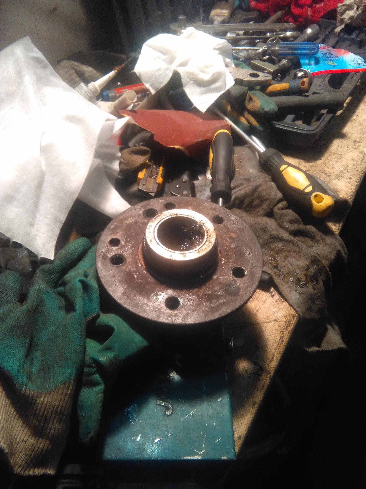 ТО и регулировка передних ступичных подшипников — Mercedes-Benz C-Class ...