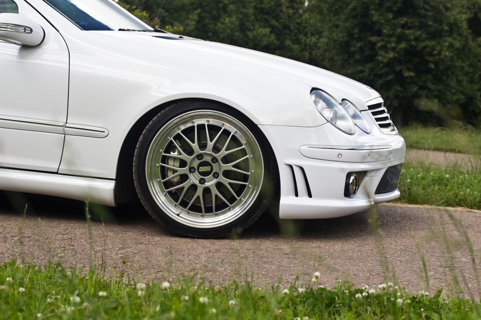 Новый бампер от CLK 63AMG — Mercedes-Benz C 55 AMG (W203), 5,4 л, 2005 ...