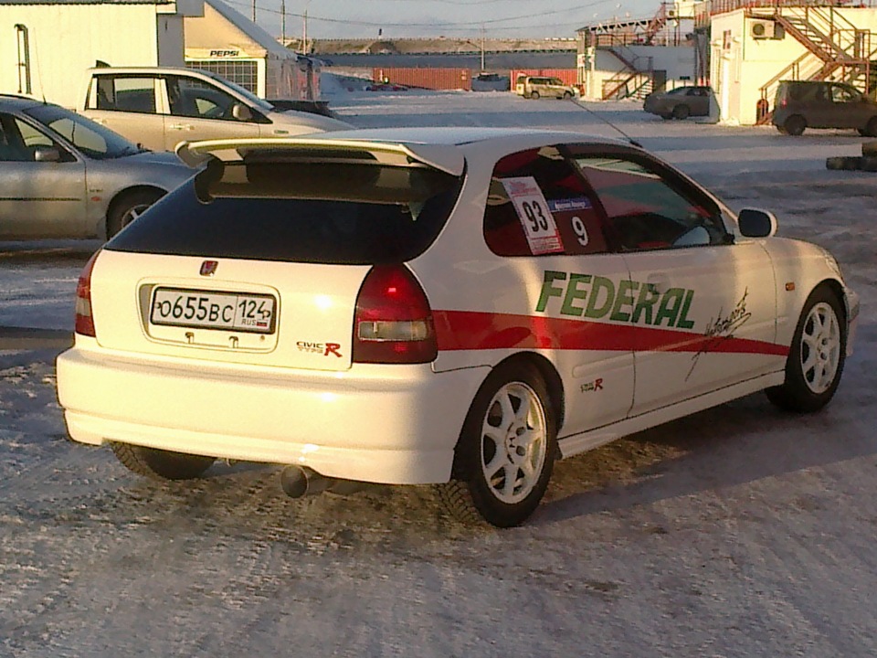 Дебют в ледовых гонках) — Honda Civic Type R (1G), 1,8 л, 2000 года ...