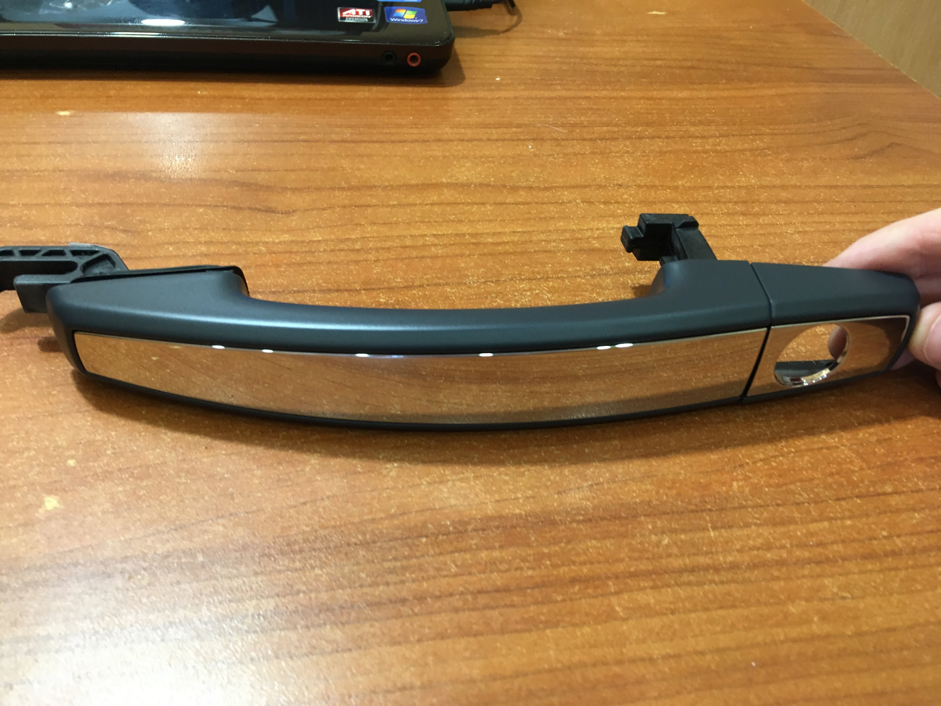 Комплект ручек дверей с хром вставкой GM 95937908 — Chevrolet Cruze (1G ...