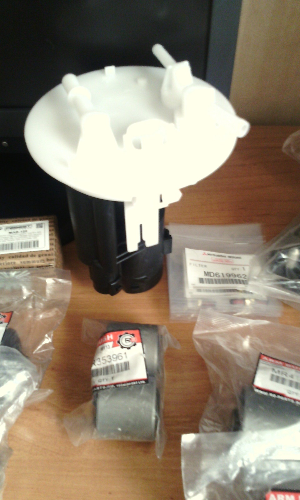 долгожданная посылка или теперь до следующей зарплаты мне жевать ...