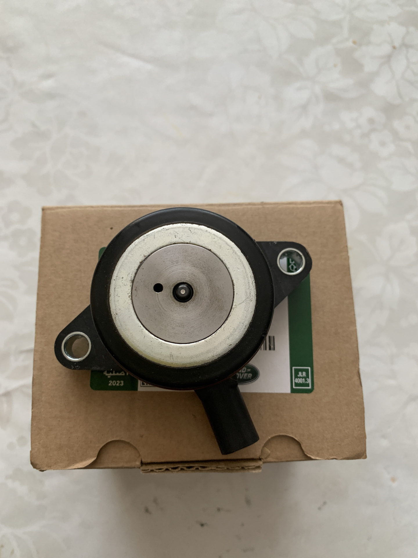 Замена электромагнита фазовращателя — Land Rover Discovery Sport (1G ...