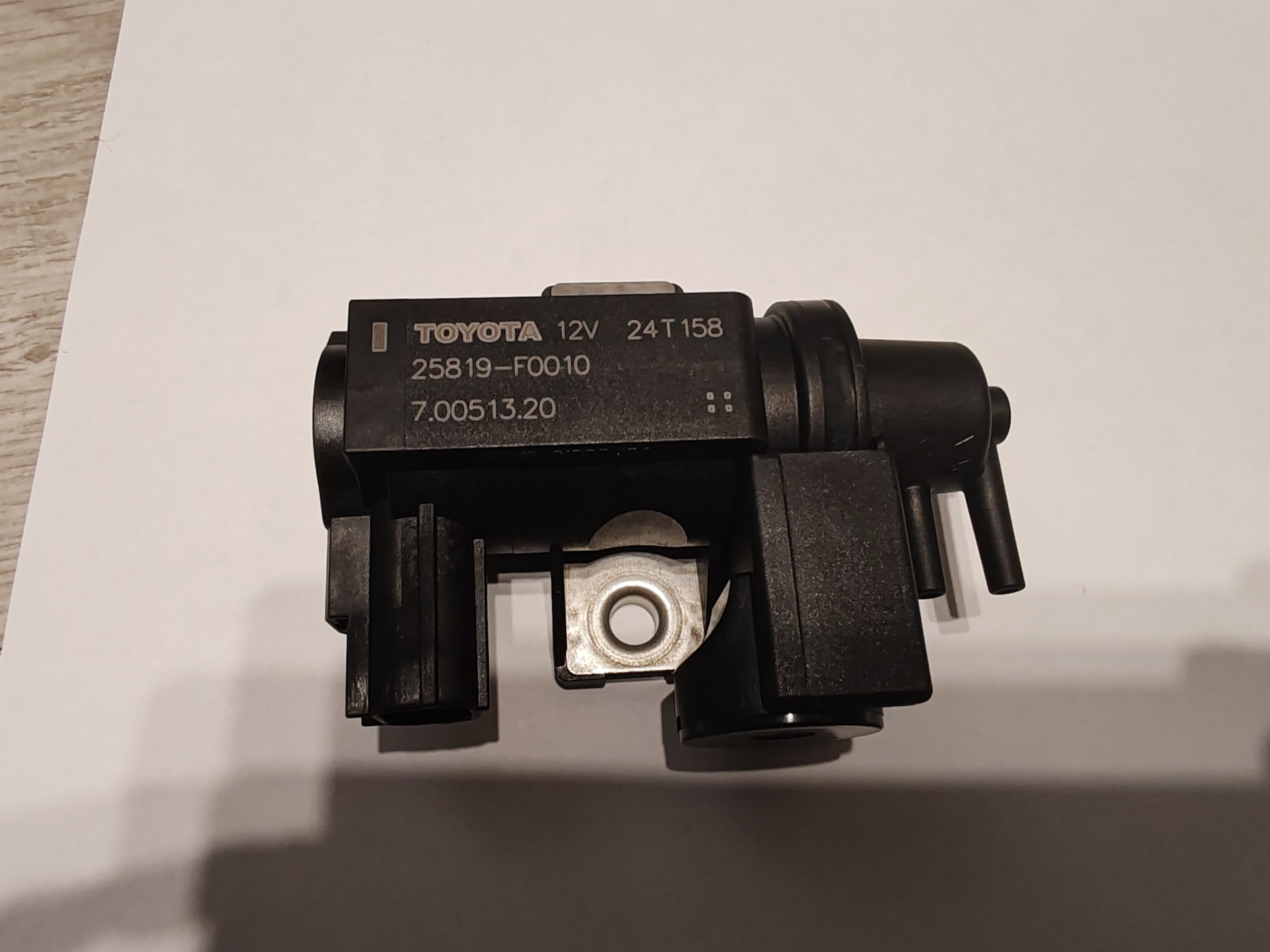 Замена актуатора на 25819-F0010 — Toyota C-HR, 1,2 л, 2017 года | визит ...