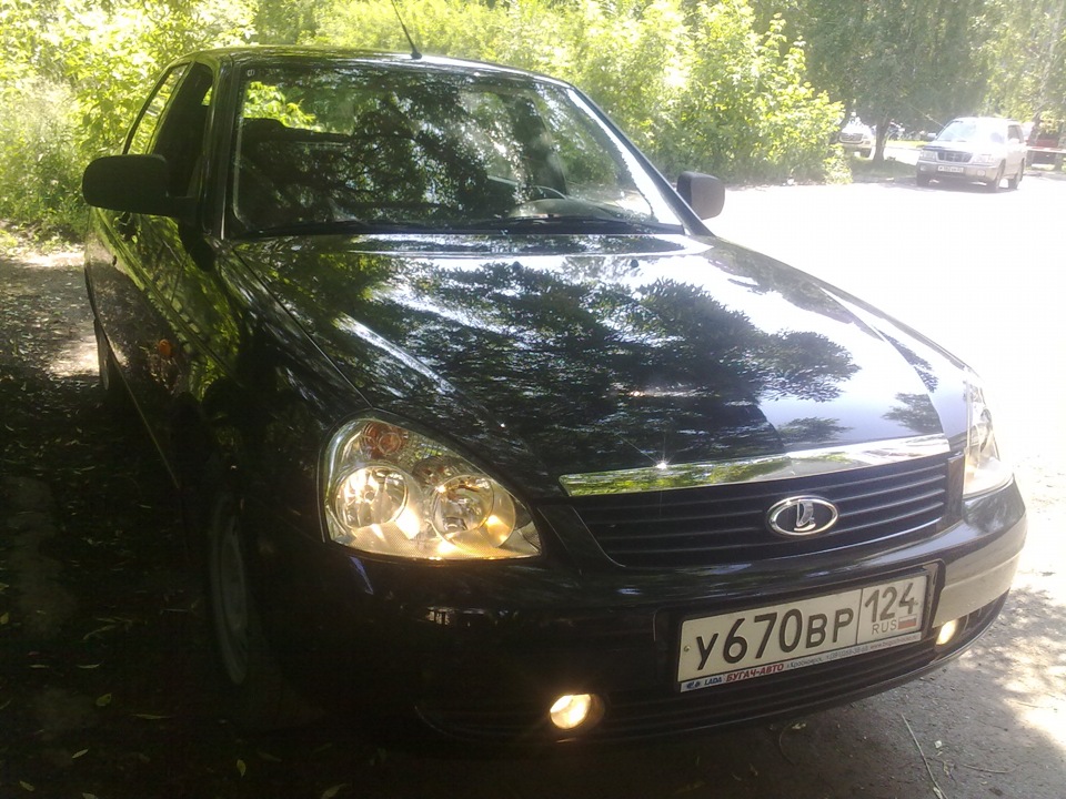 {{ Комплектация машины }} — Lada Приора хэтчбек, 7,3 л, 2011 года ...