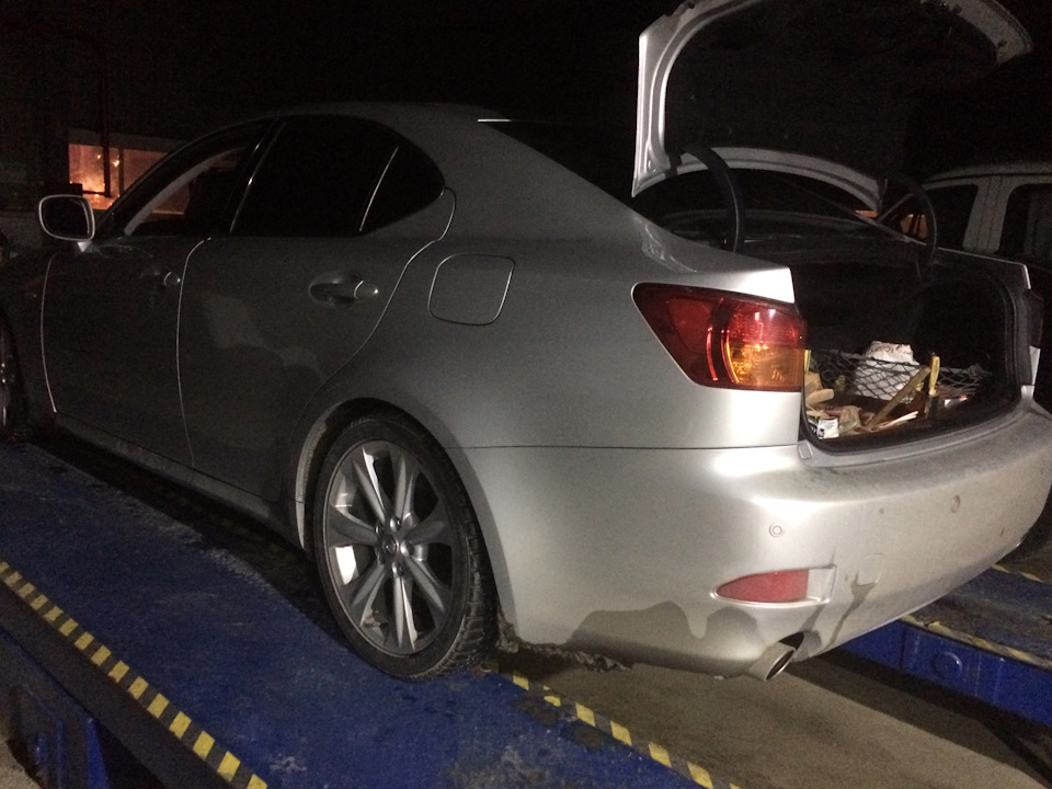 Замена передних втулок стабилизатора — Lexus IS II, 2,5 л, 2007 года ...