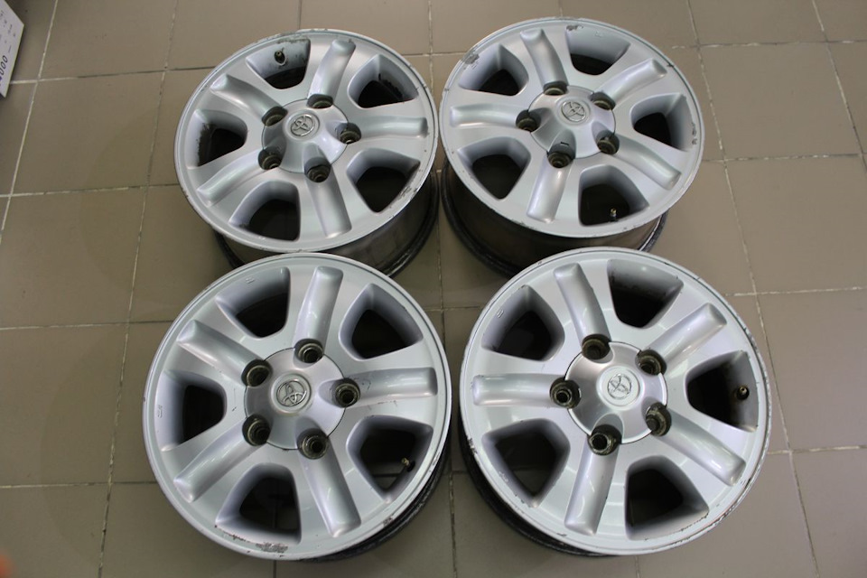 Toyota Land Cruiser(диски) 17" дюймов 5х150 — Японочка на DRIVE2