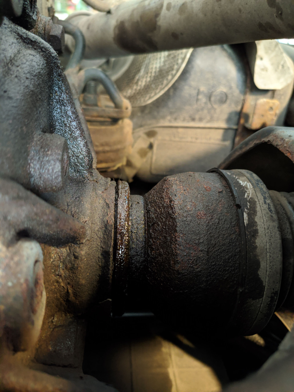 Устраняем просачивание масла из заднего редуктора — Jaguar XF (1G), 3 л ...