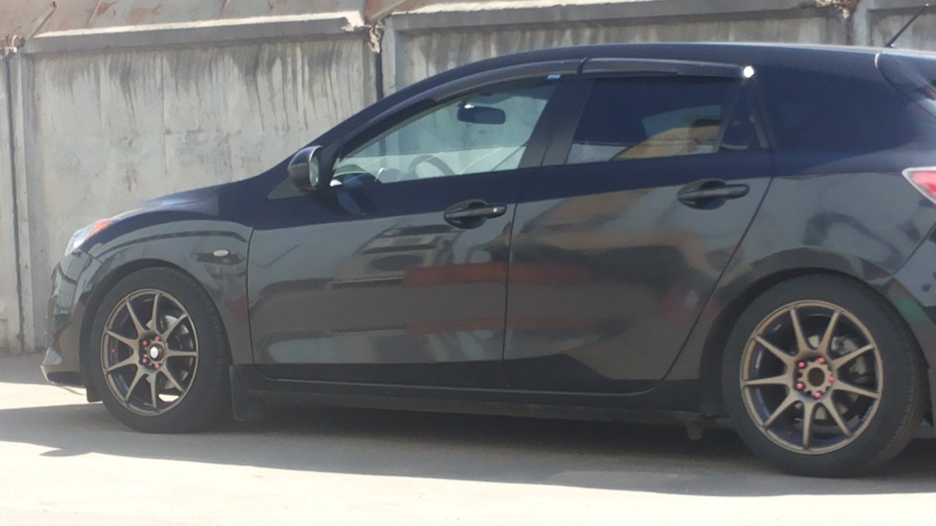 Mazda 3 (2G) 1.6 бензиновый 2010 | РезвыЙ ЧернышЪ на DRIVE2