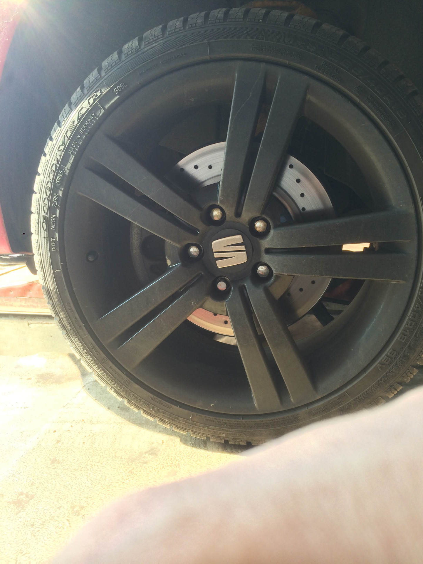 Суппорта от Golf R32 — SEAT Leon FR (Mk2), 2 л, 2008 года | тюнинг | DRIVE2