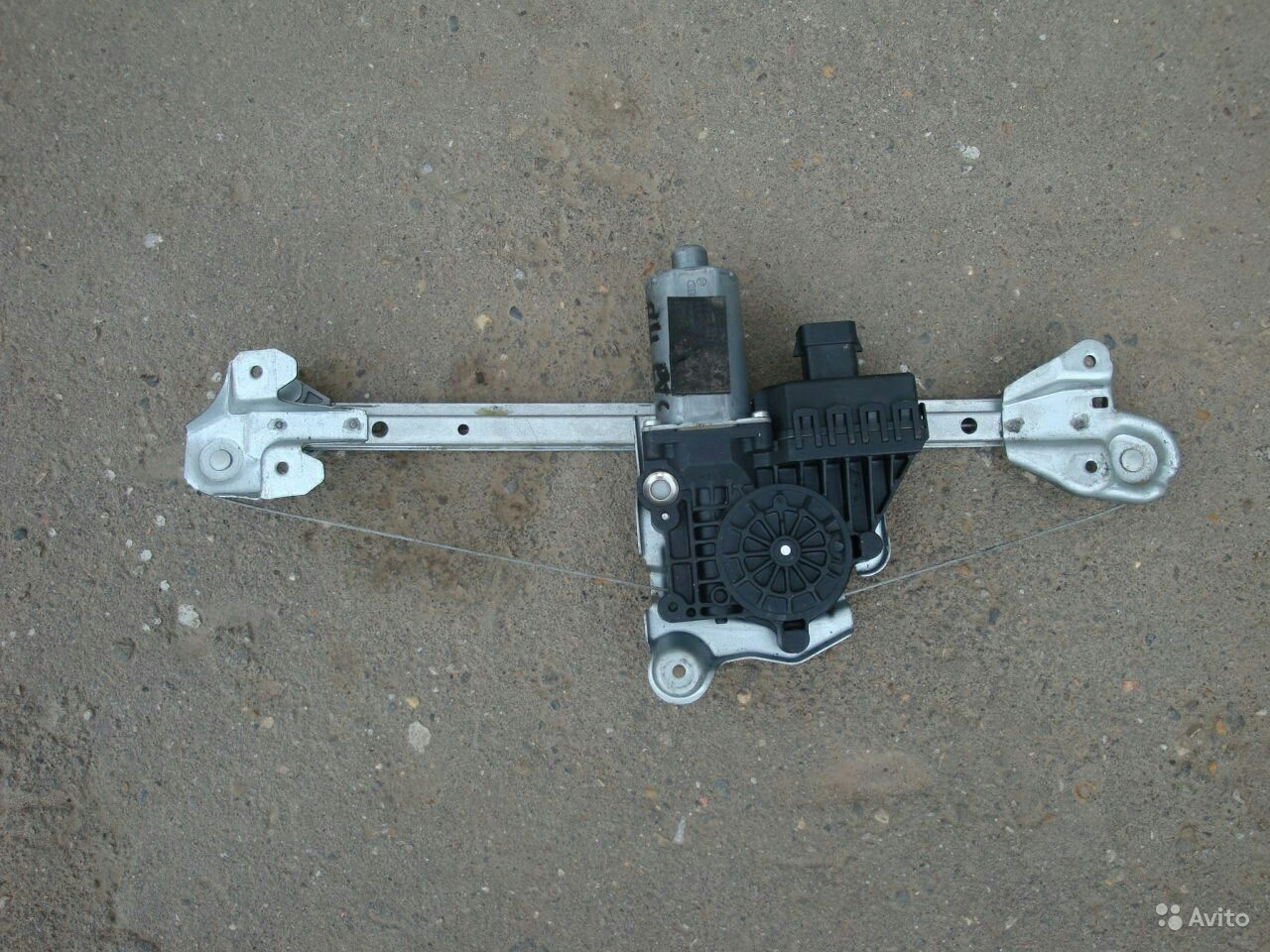Установка задних стеклоподьемников — Opel Astra H, 1,6 л, 2012 года ...