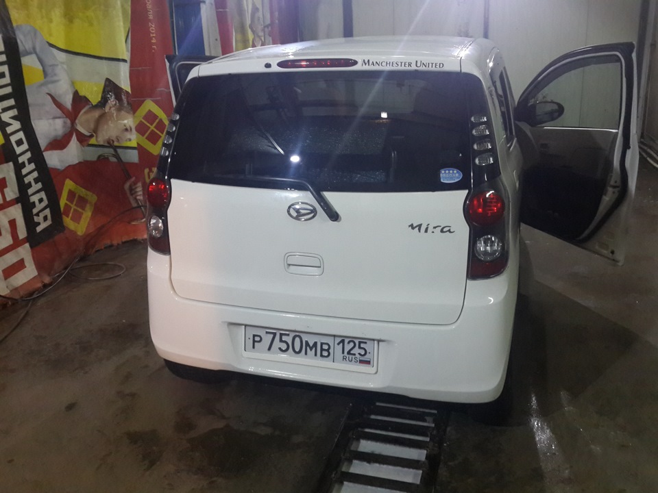 №29 — Стопы от Custom — Daihatsu Mira (L275/L285), 0,7 л, 2010 года | стайлинг | DRIVE2