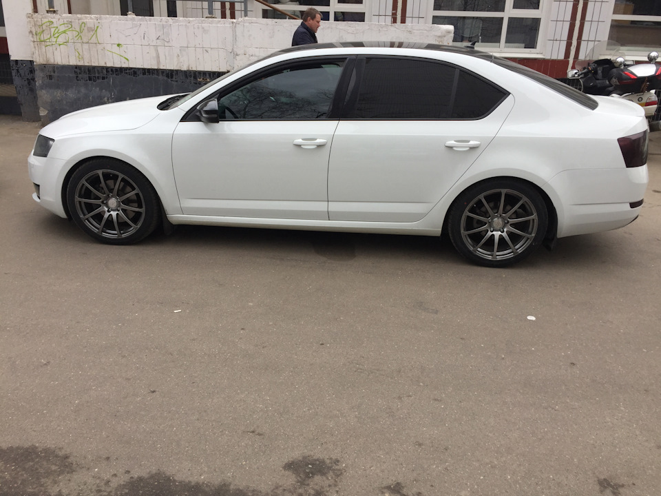 Yokohama Kreutzer X R18 — Skoda Octavia A7 Mk3, 1,8 л, 2016 года ...