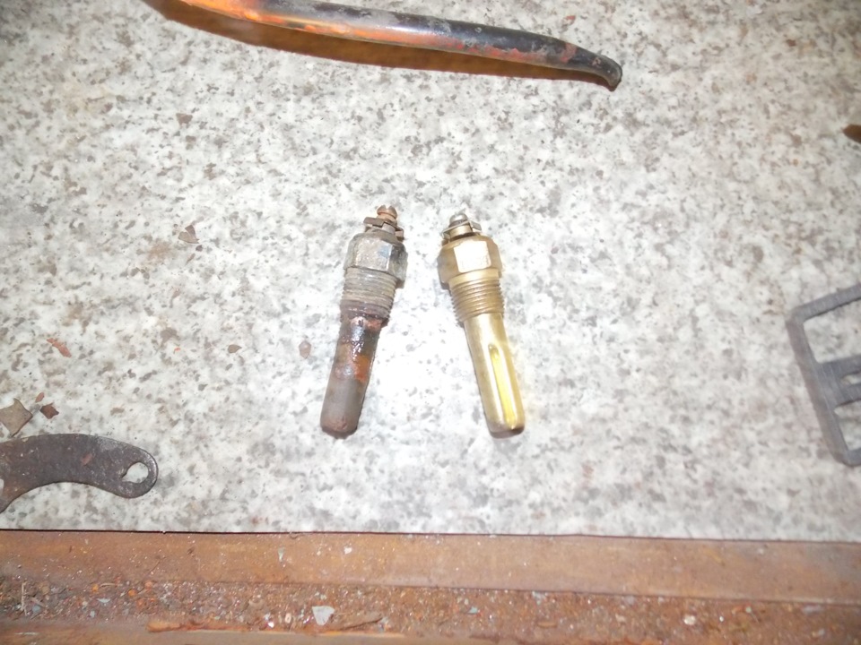 Замена датчиков и термостата — ГАЗ 24, 2,4 л, 1972 года | своими руками ...