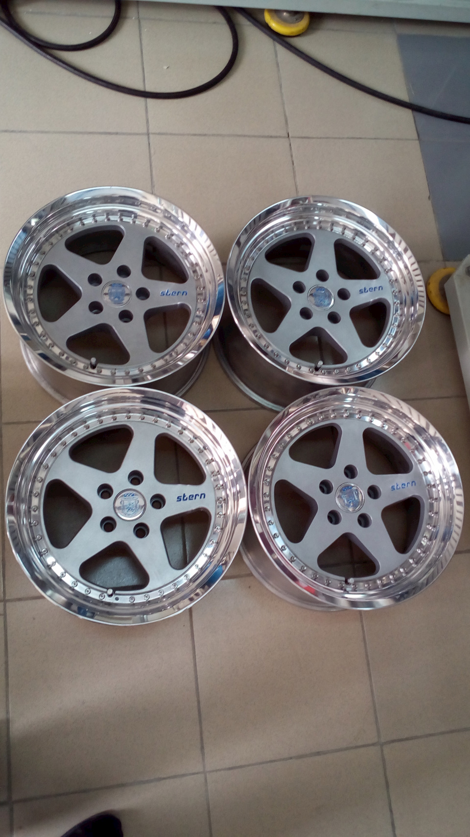 №74. Продам Stern Face 2, R17 — BMW 3 series Convertible (E46), 2,5 л ...