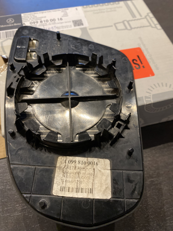 A0998100016 Элемент зеркальный Mercedes | Запчасти на DRIVE2