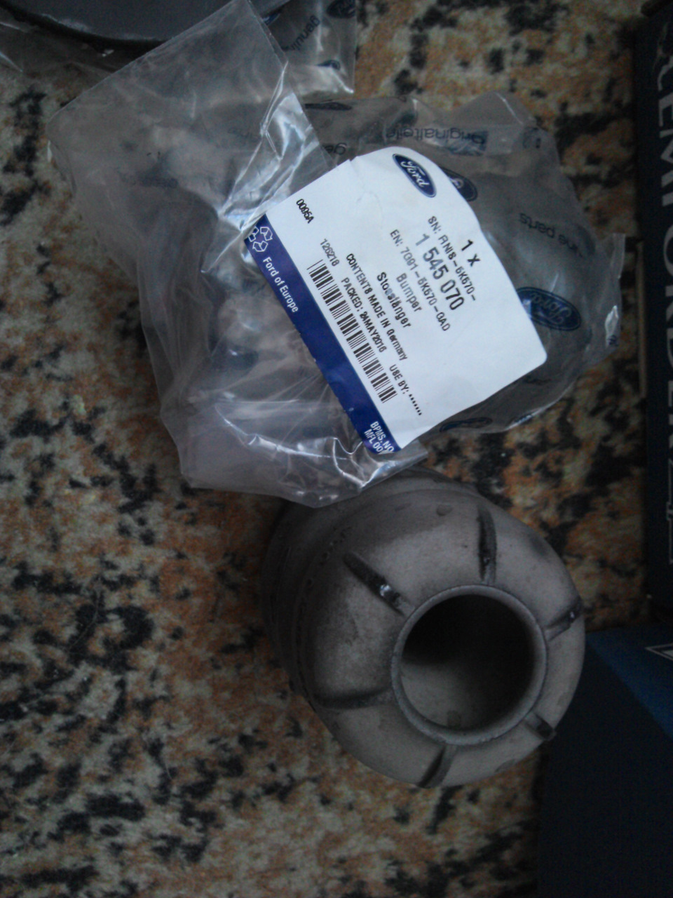 1545070 Отбойник заднего амортизатора Ford | Запчасти на DRIVE2