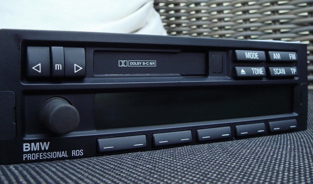 BMW PROFESSIONAL RDS +Чёрные уплотнители+Коврики — бортжурнал BMW M5 3. ...