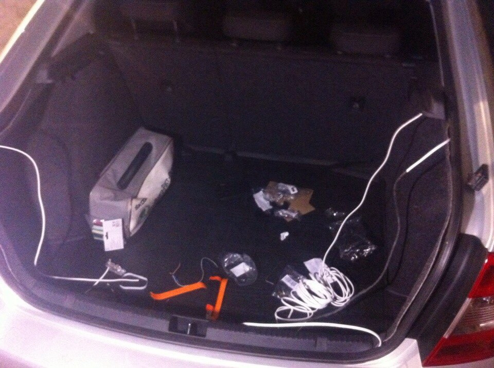 Подсветка багажника N2 — Skoda Rapid (1G), 1,6 л, 2014 года ...
