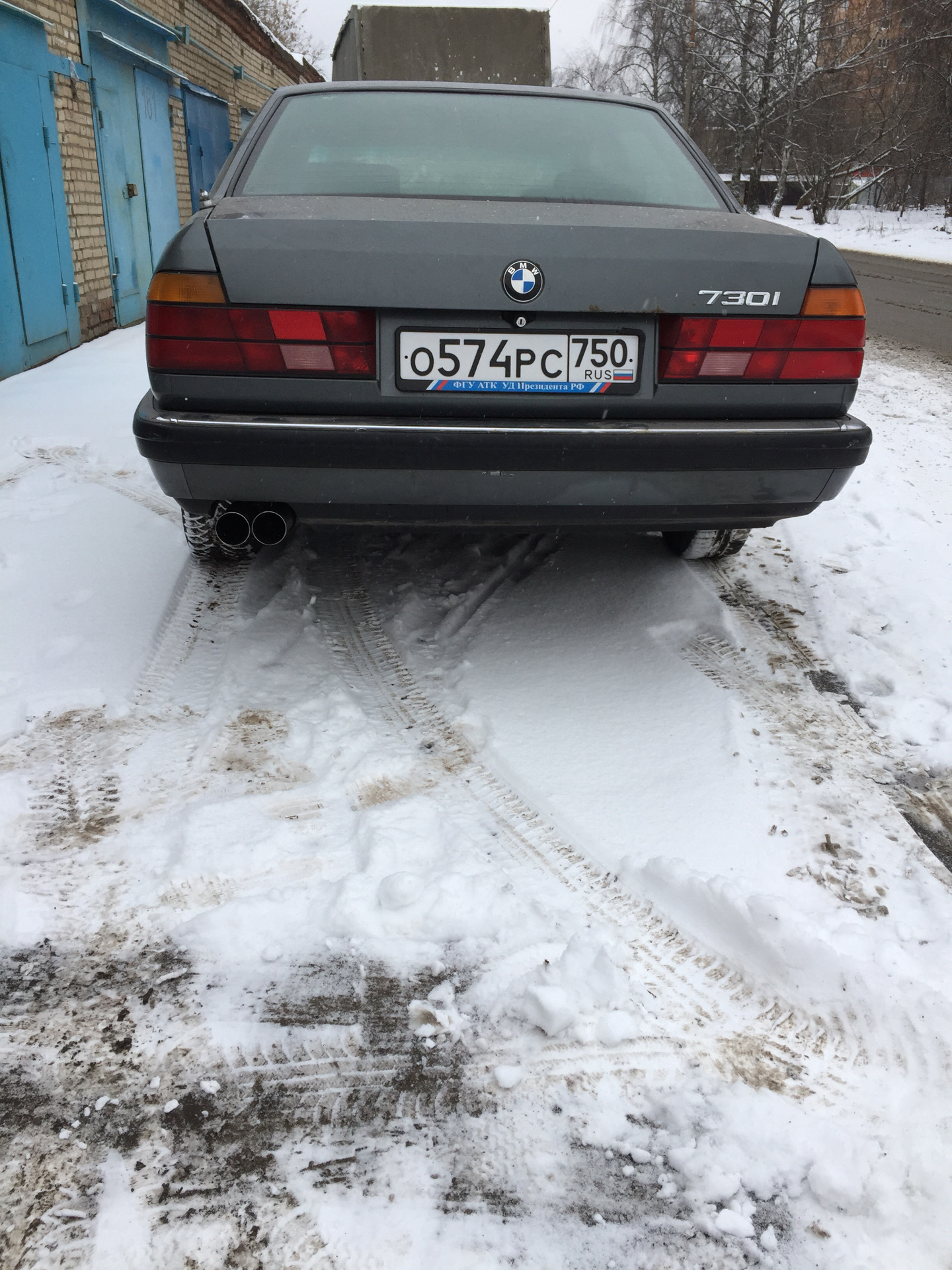 Глушитель на месте — BMW 7 series (E32), 3 л, 1988 года | своими руками ...