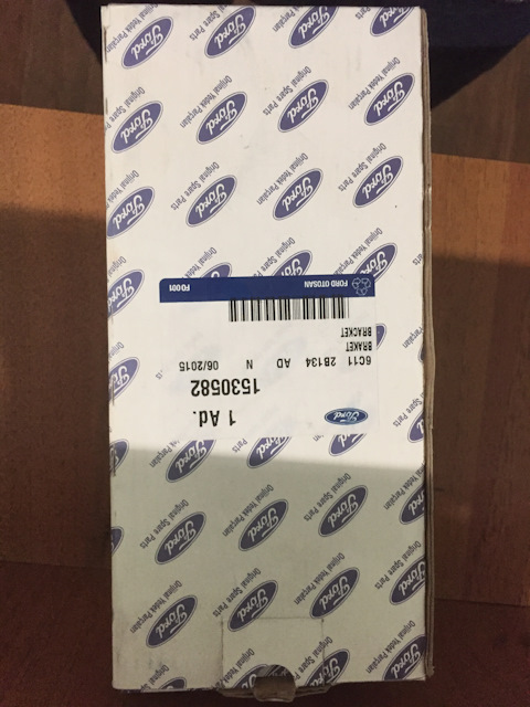 1530582 Скоба суппорта задняя правая / Transit 06~ Ford | Запчасти на ...