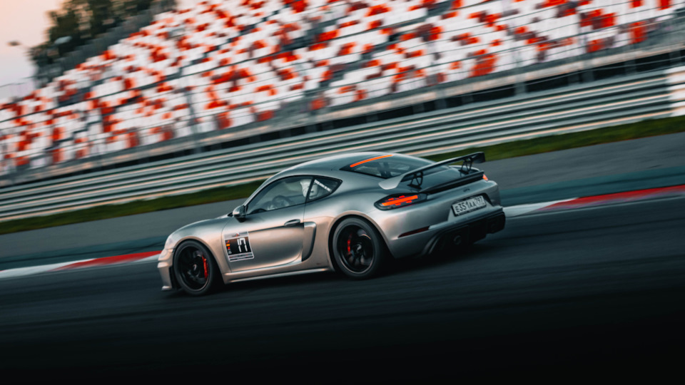 Moscow Raceway (not quite dry) — Porsche Cayman (982), 4 л, 2020 года ...