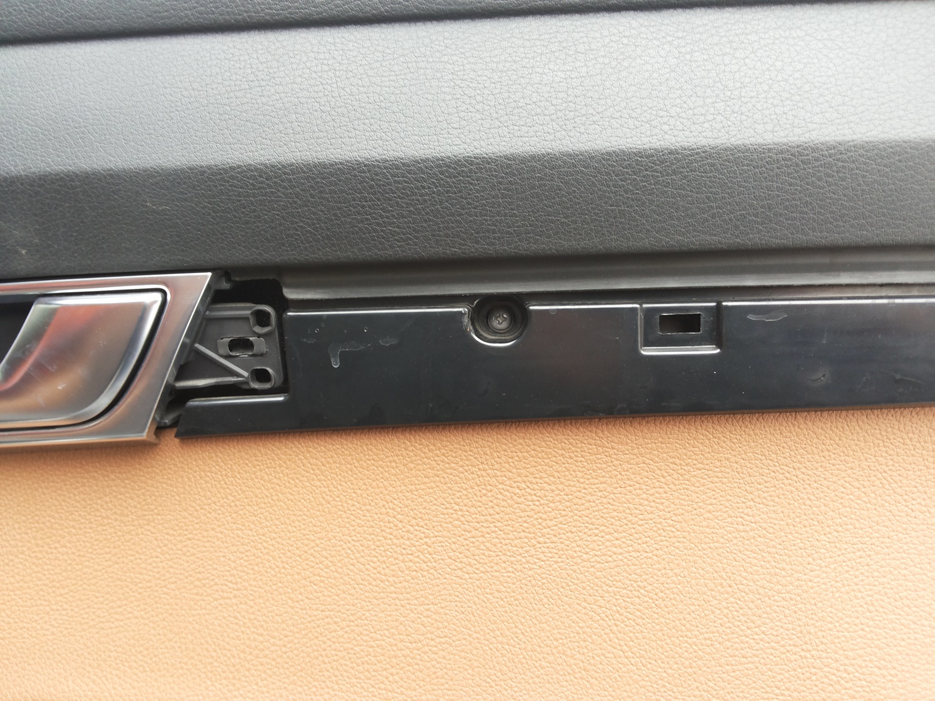 Убрал надоедающего сверчка — Audi A6 (C6), 2,7 л, 2006 года | своими ...