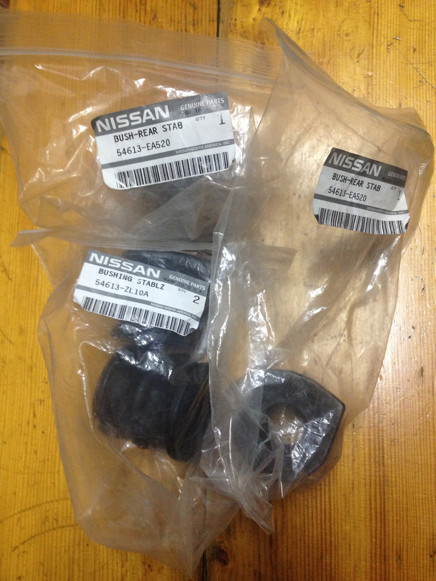 Замена втулок стабилизатора и приводных ремней — Nissan Pathfinder (3G ...