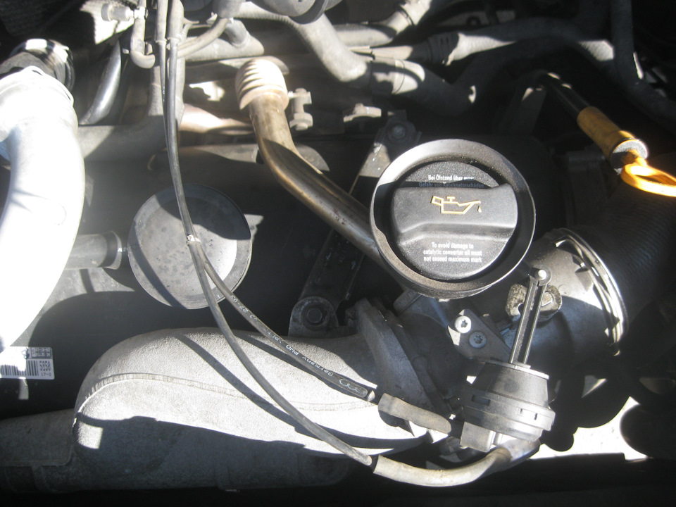 Расход масла и периодический стук в воздушном фильтре — Volkswagen ...