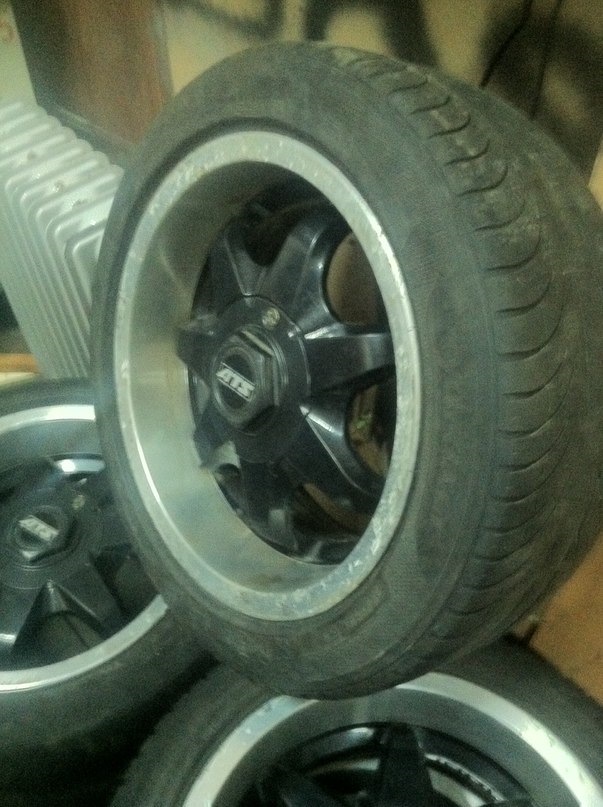 ATS(Momo quasars) — Lada 21093i, 1,5 л, 2002 года | колёсные диски | DRIVE2