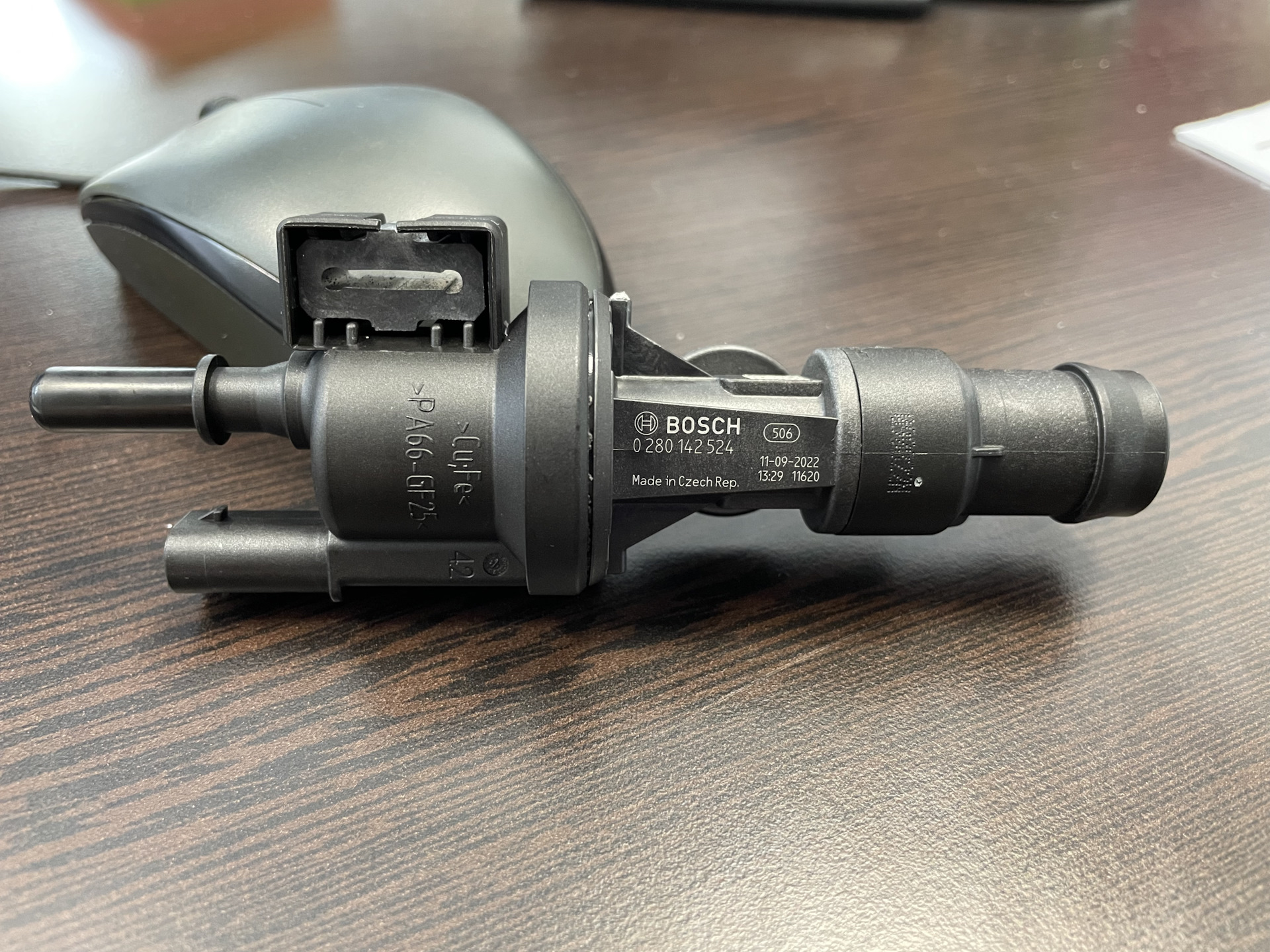 Клапан вентиляции бензобака — MINI Clubman S (2G), 2 л, 2016 года ...