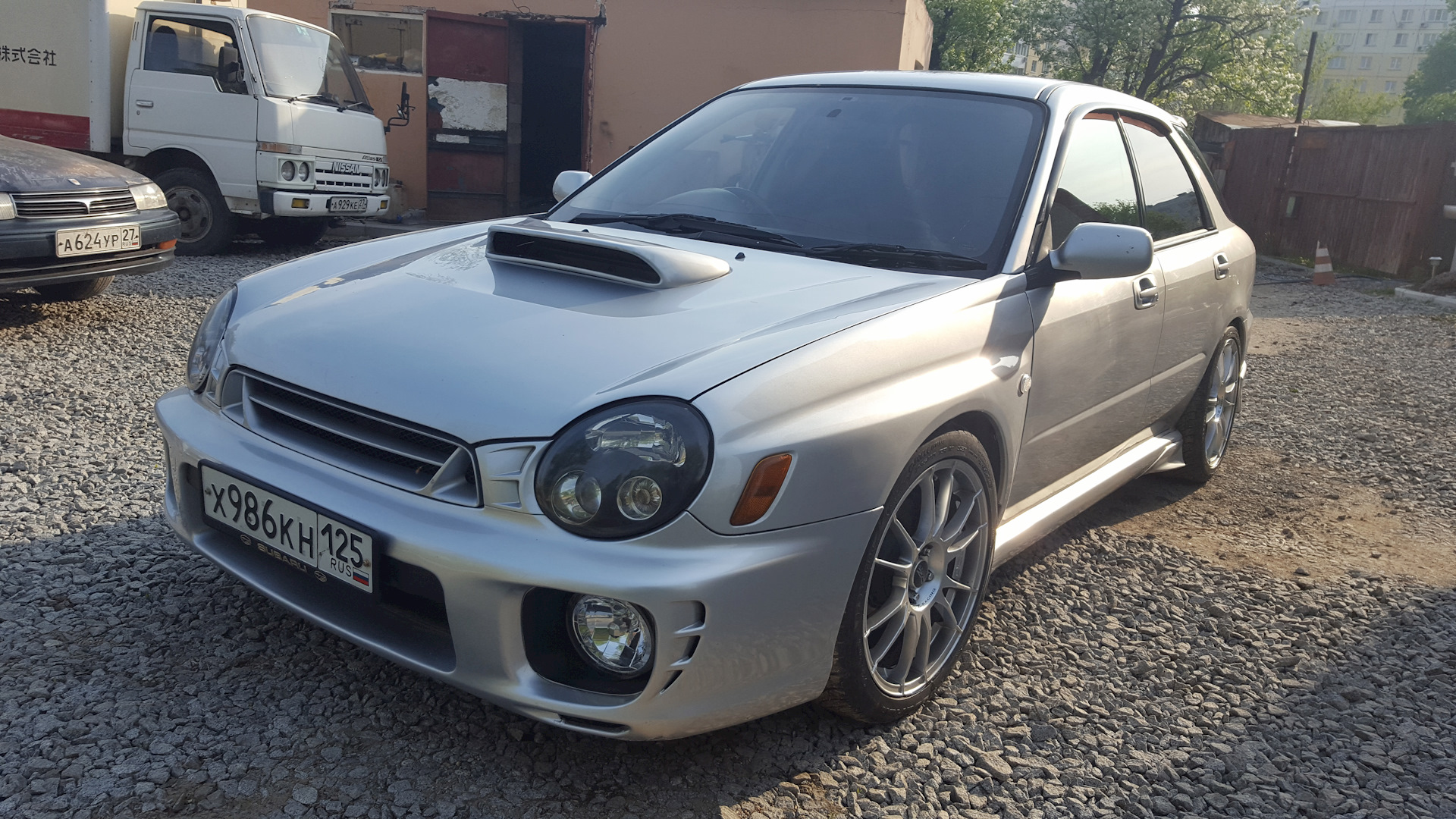 B-off HKS SSQV. RS-r exaust. OZ-Racing Superleggera R18. — Subaru ...