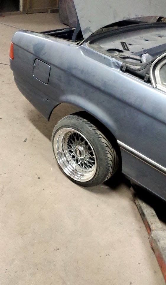 Так прошло лето. — BMW 3 series Convertible (E21), 2 л, 1981 года ...