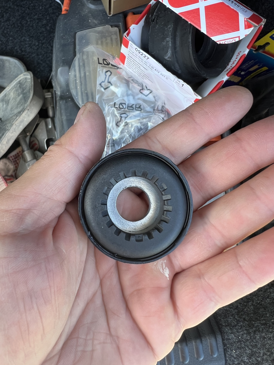 Замена аммортов (121200) — Volkswagen Polo Sedan, 1,4 л, 2019 года ...