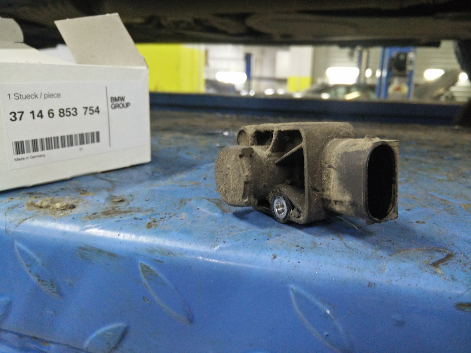 37146853754 Датчик дорожного просвета BMW | Запчасти на DRIVE2