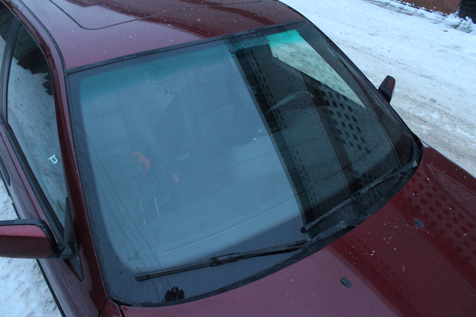 Внеплановая замена лобового стекла — BMW 3 series (E36), 1,8 л, 1997 ...